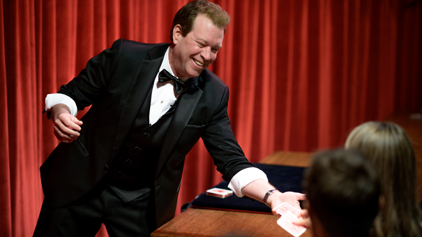 Discover the Maui Nightlife Show - Warren & Annabelle's Magic!