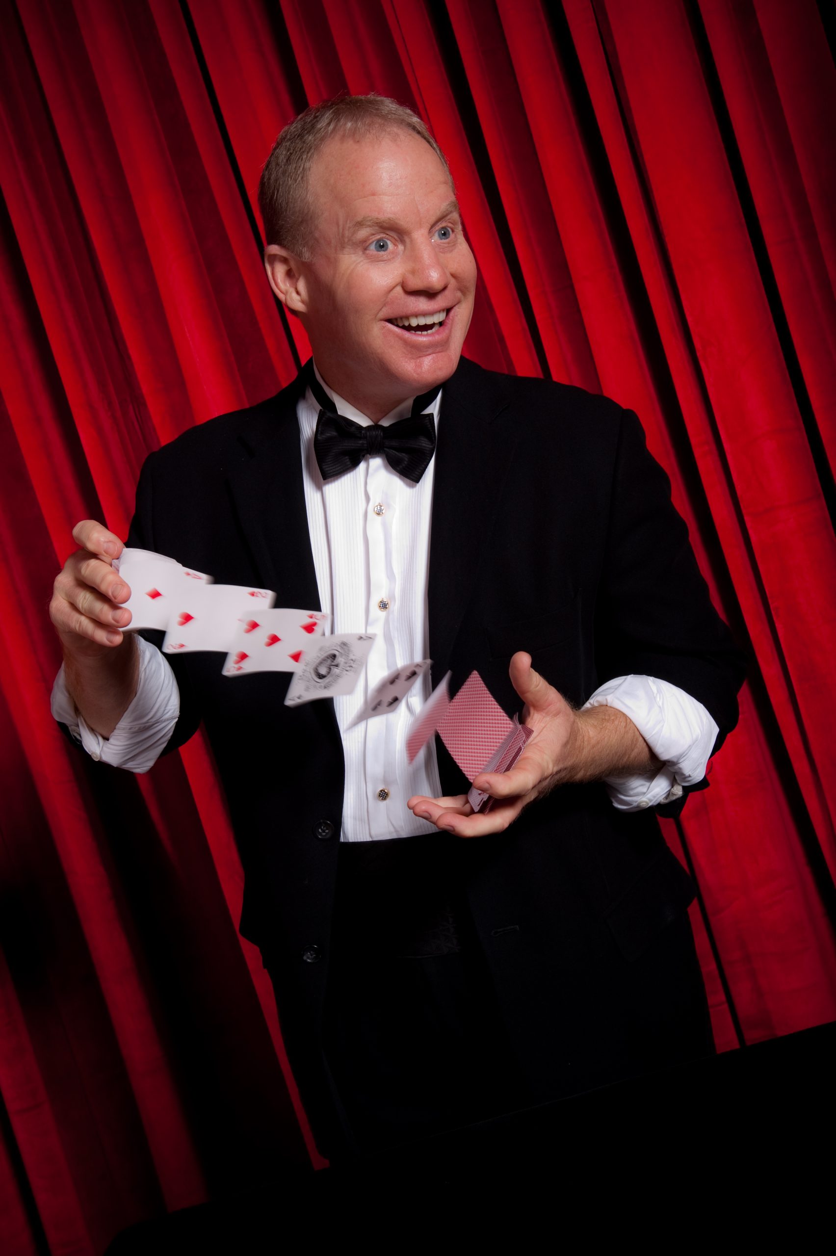 Photo Gallery - Warren & Annabelle's Magic!